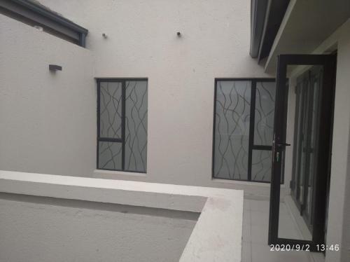 Window Tint and Sandblast – GM Home and Industrial Improvements